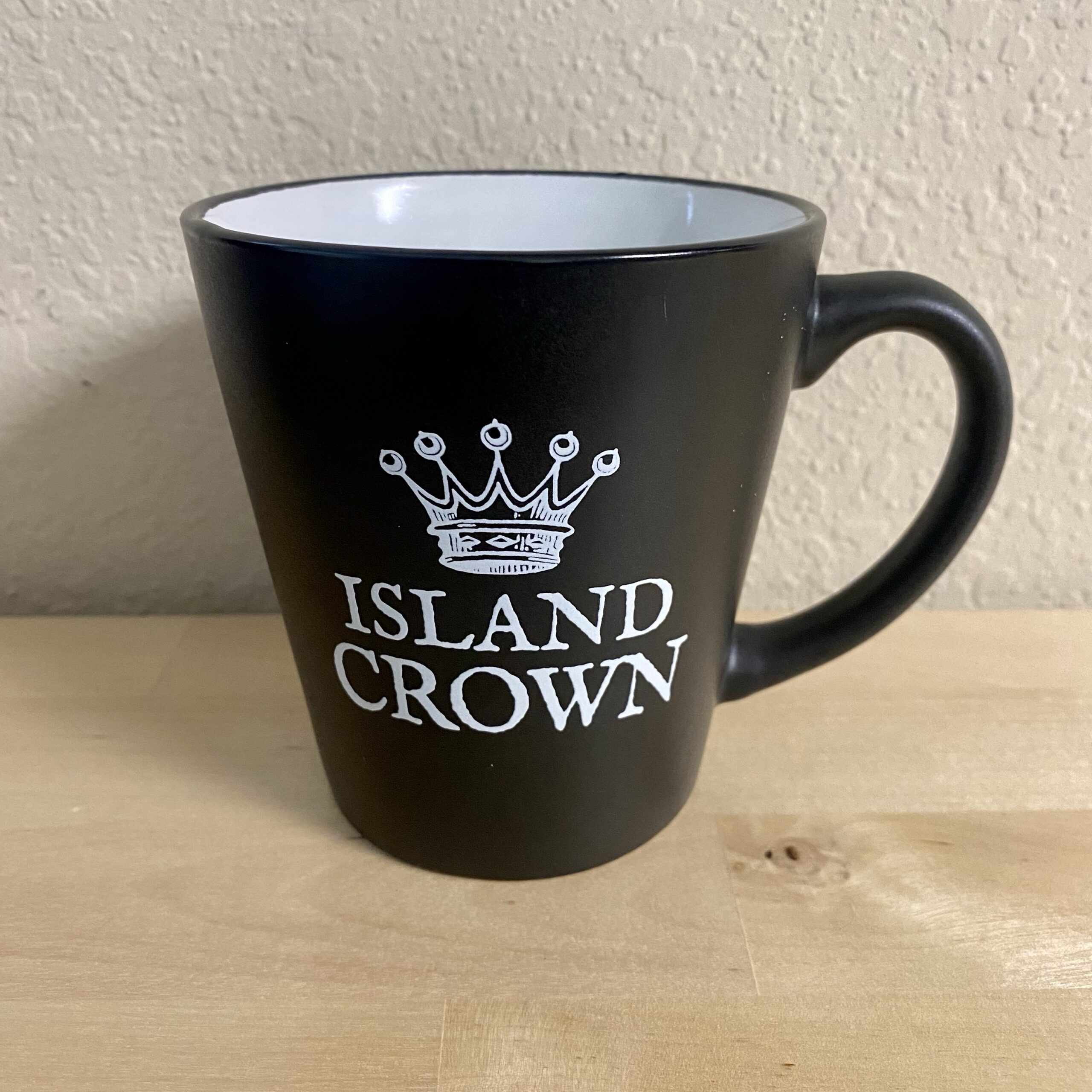 Island Crown Logo Two Tone Latte Mug – Tropical Tiki Bars & Outdoor ...